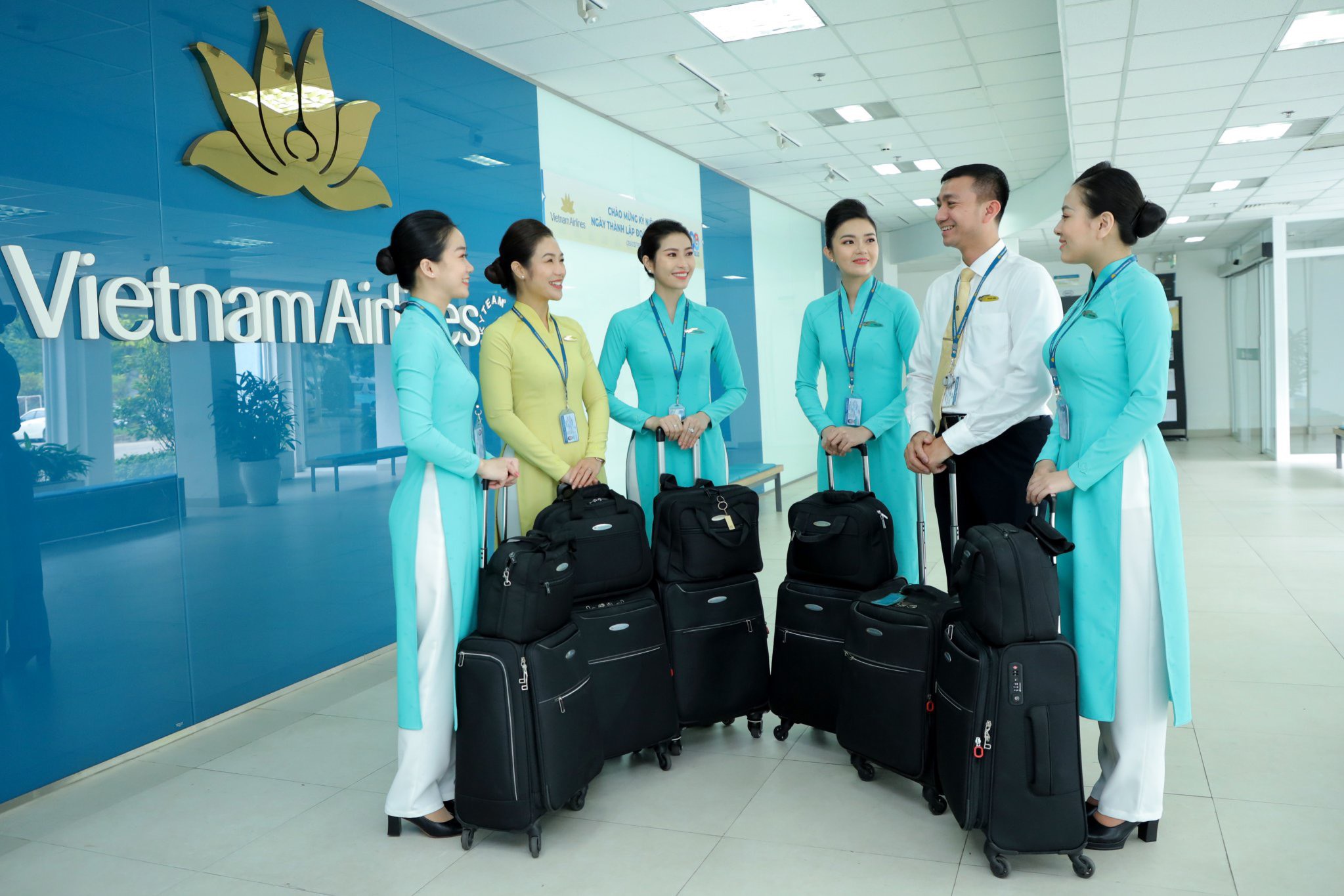 VNA Grows Domestic Network After Full Restoration Of Flights – Spirit ...