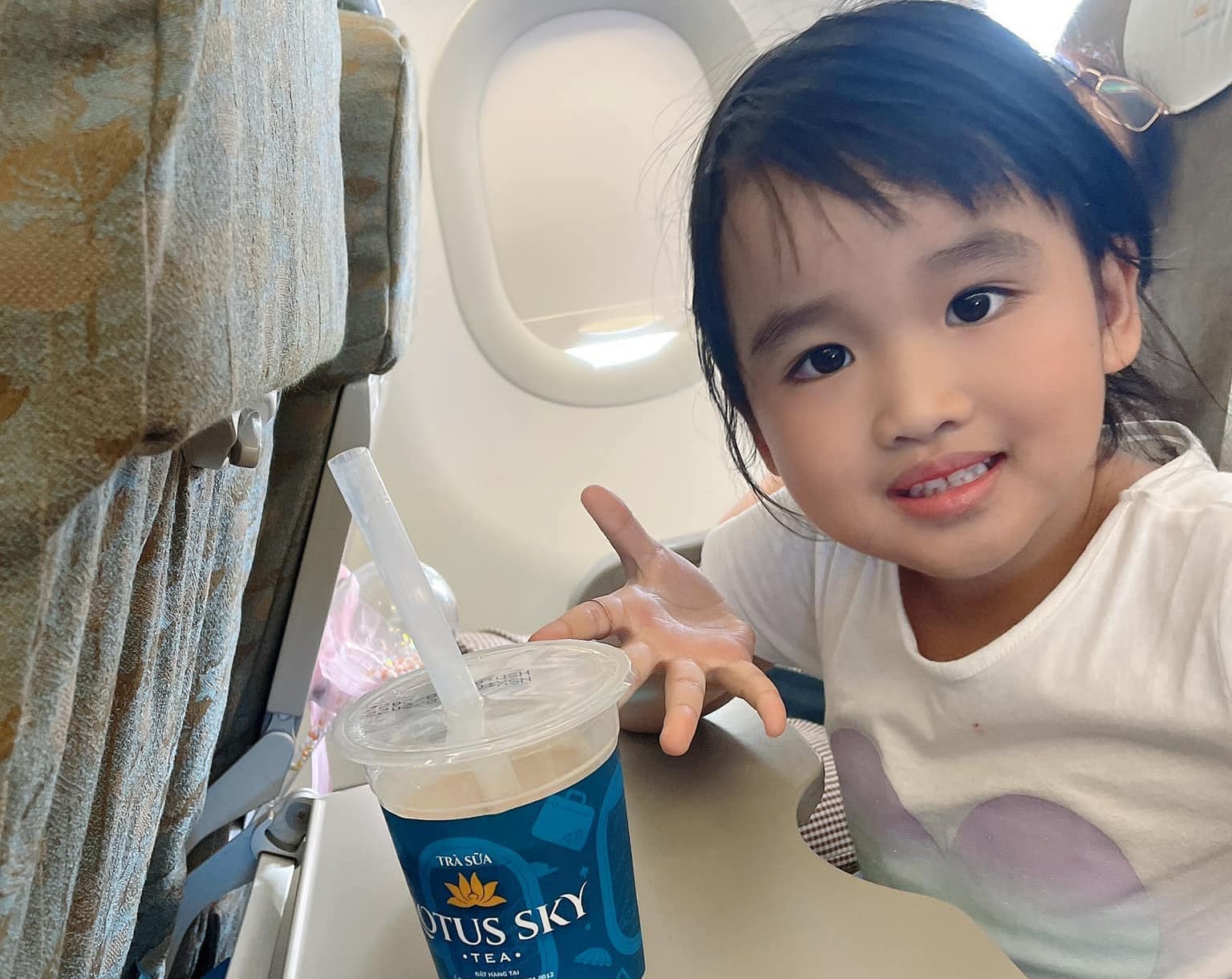 Miễn phí thưởng thức trà sữa Lotus Sky Tea – Spirit Vietnam Airlines