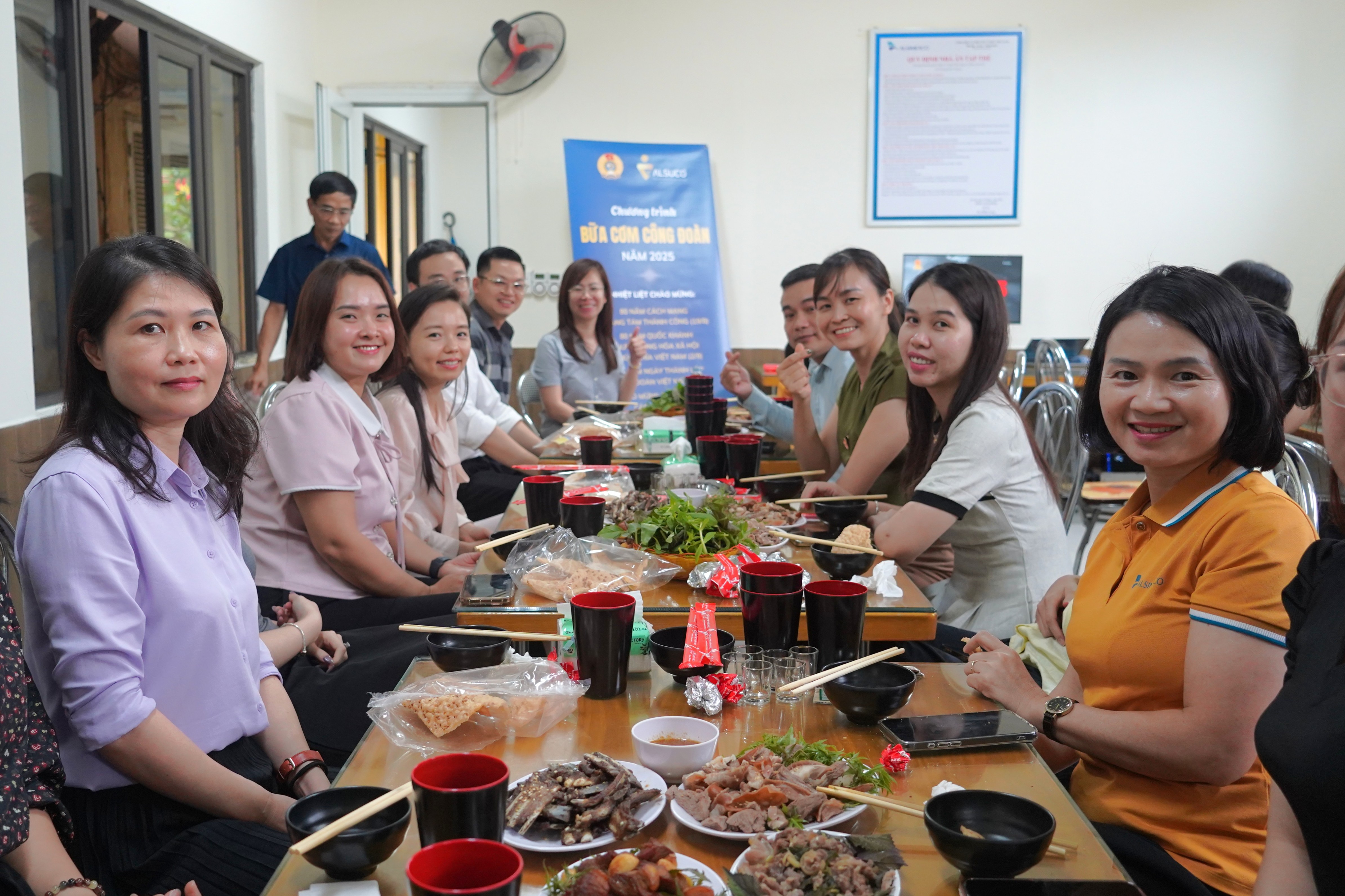 Bữa cơm Công đoàn ALSUCO – Gắn kết tình thân, tiếp thêm sức mạnh ...